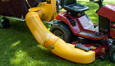 Cyclone Rake Z-10 Leaf and Lawn Vacuum | the Lawnmower Hospital